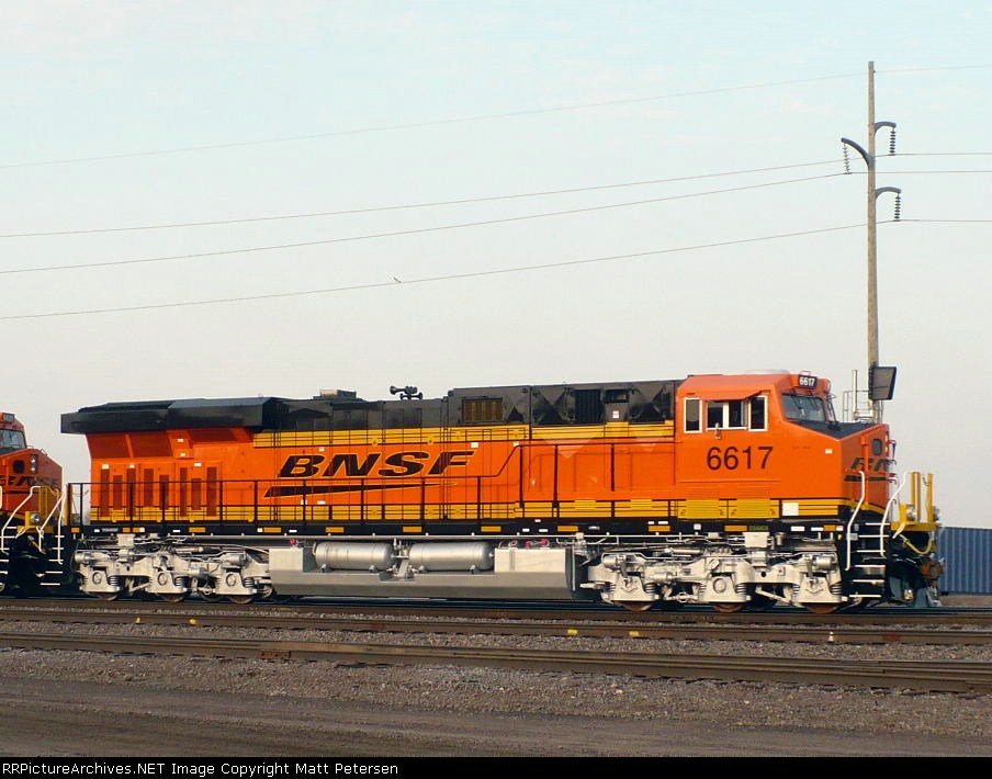 BNSF 6617